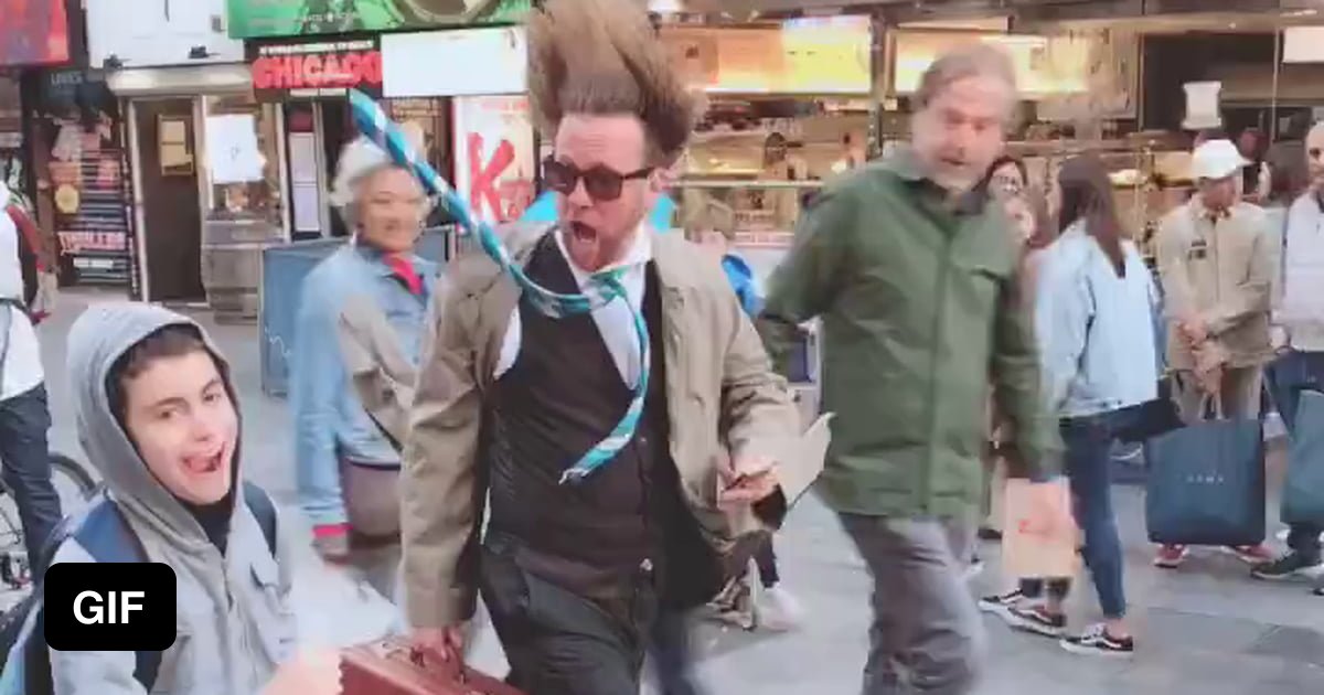 Street performers - 9GAG