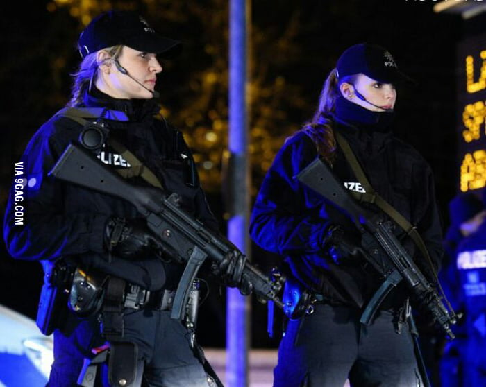 Ridiculously photogenic police women in Germany - 9GAG