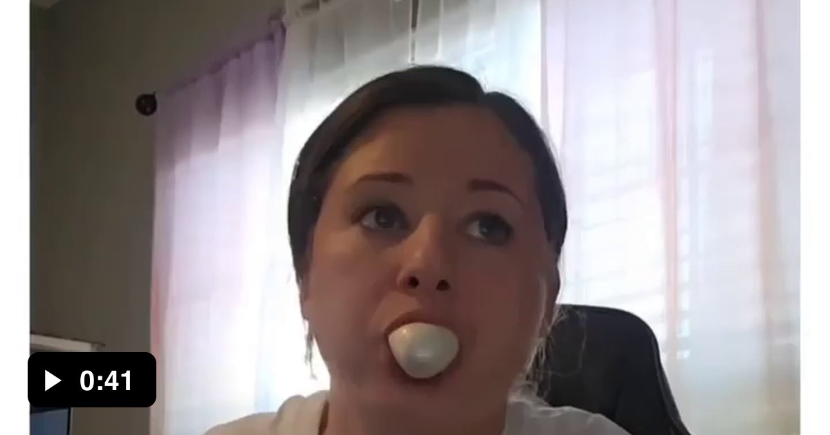 4 layers of bubble gum - 9GAG