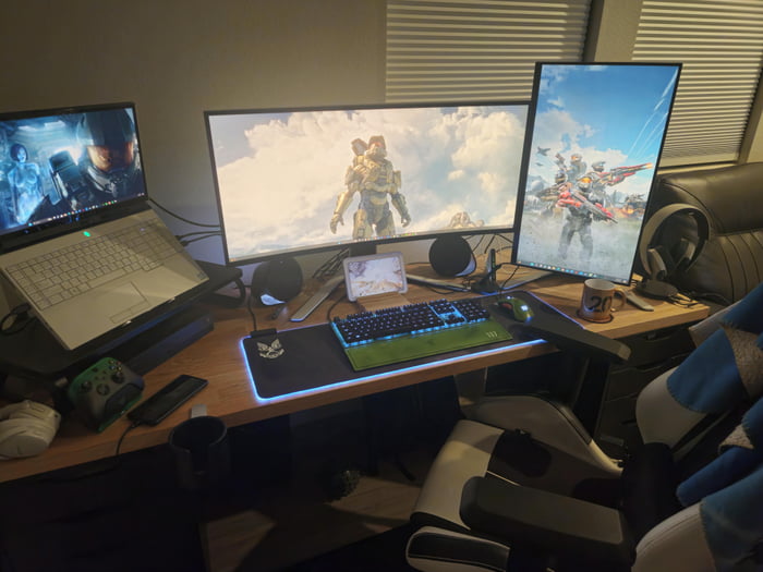 New house, new office setup. - 9GAG