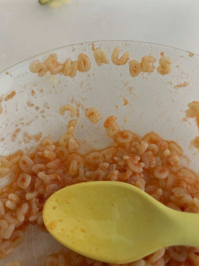 Pasta keeps talking - 9GAG