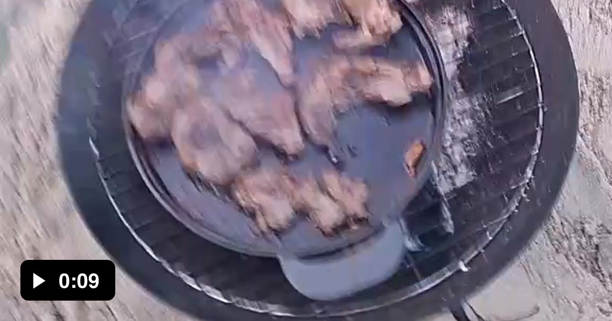 Sizzling meat. In addition to the bbq - 9GAG