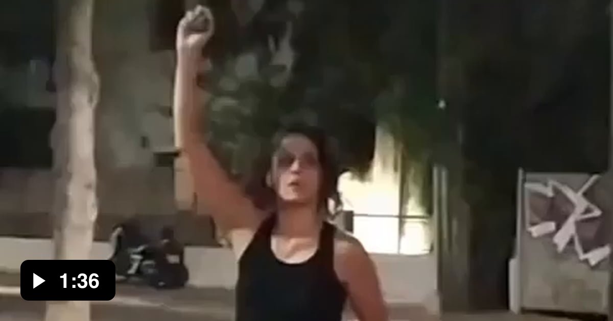 Baby bat is reunited by badass woman who knows what she's doing - 9GAG