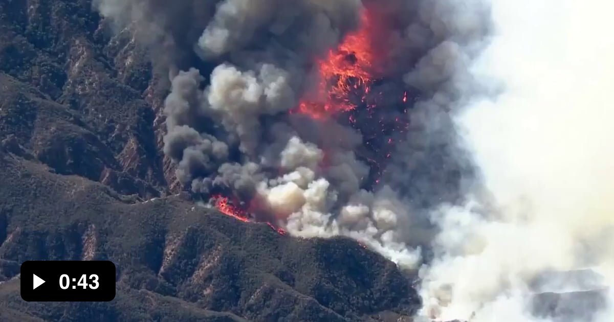 Castaic, California - January 22, 2025 - The Hughes Fire expanded ...