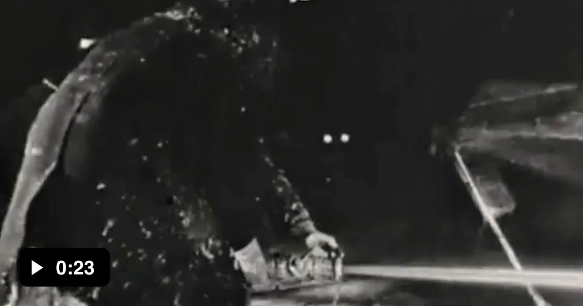 JASDF F-86D Sabre fighter 94-8137 taking off from Nagoya-Komaki ...