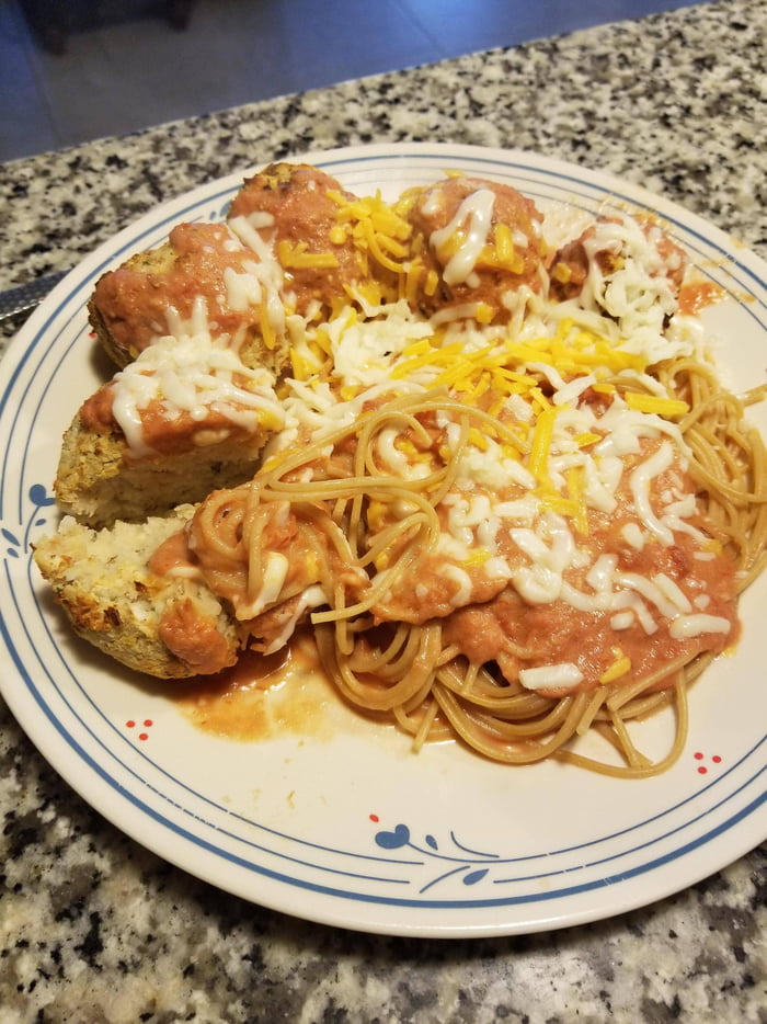 Beanballs with angel hair and vodka sauce - 9GAG