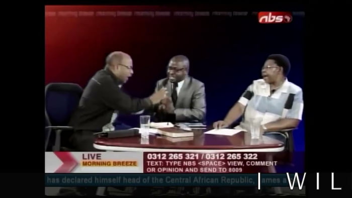 Pasta Ssempa is back. This time no cucumbers but with kitchen tools - 9GAG