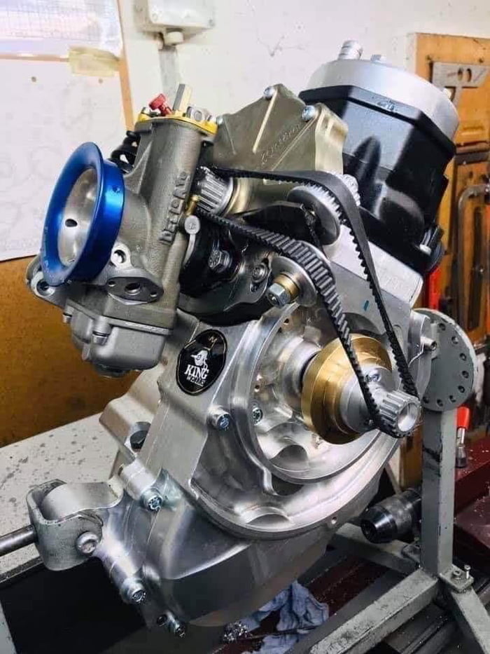 90-degree belt routing - 9GAG