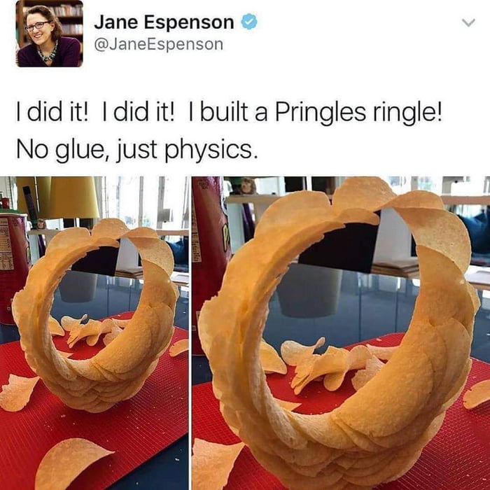 This human made a Pringles Ringle™️ - 9GAG