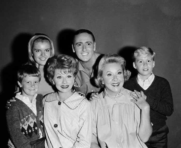 Lucy Show cast photo circa 1964 - 9GAG