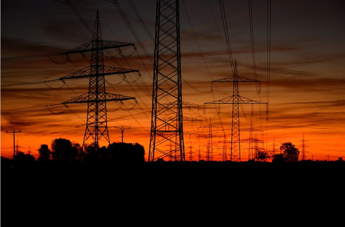 Powerline Sunset - 9GAG