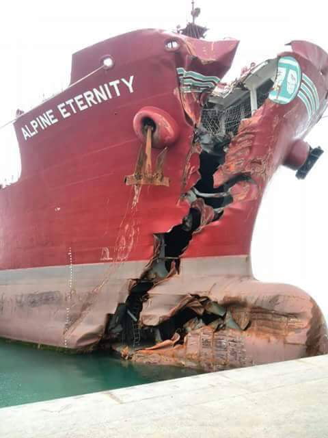 The tanker Alpine Eternity after being in a skirmish with Iranian Navy ...