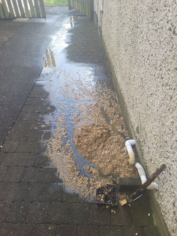 Septic tank explode on christmas. What a xmas! - 9GAG