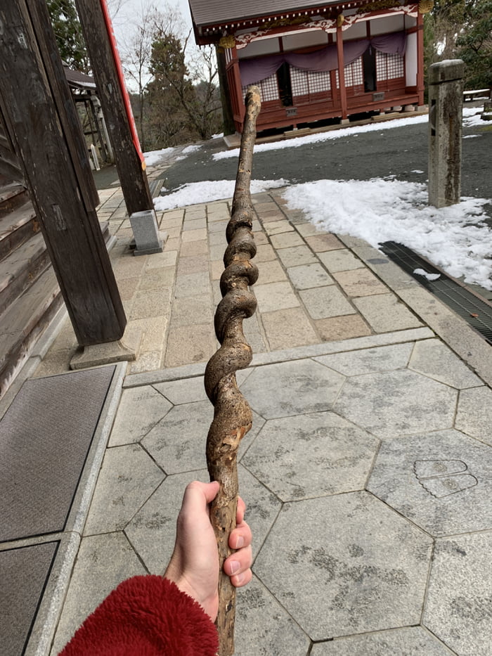 We still doing sticks? This one was left at a temple in Nariaiji Temple ...