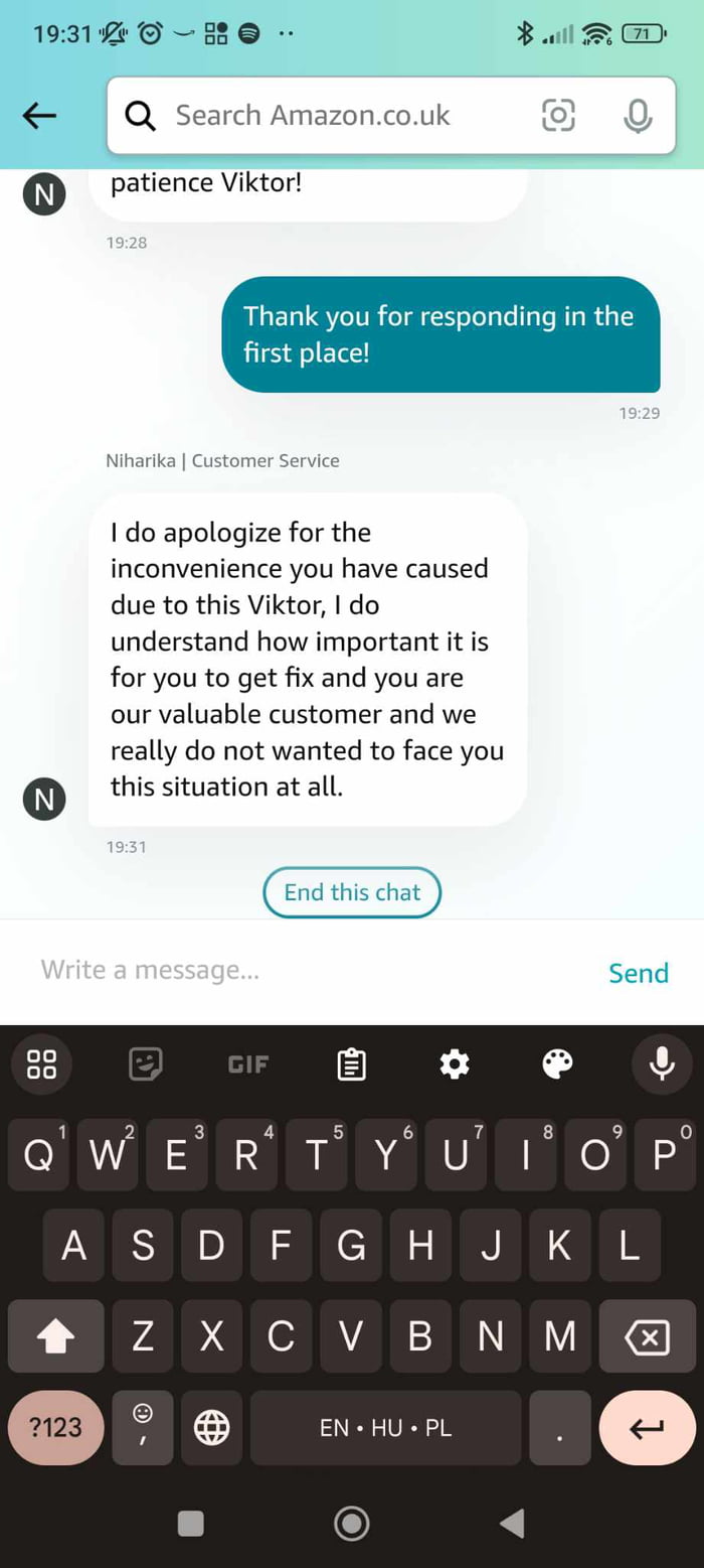 Customer service level 1000 - 9GAG