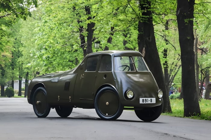 Persu Streamliner 1922 - 9GAG