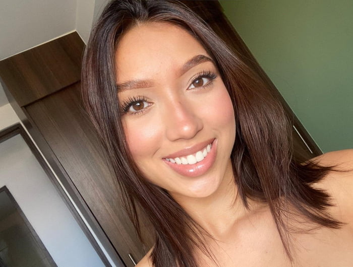 Big smile for a sunny day - 9GAG