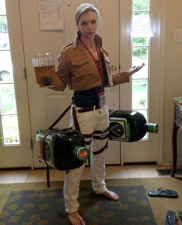 Eren Jaegermeister Cosplay - 9GAG