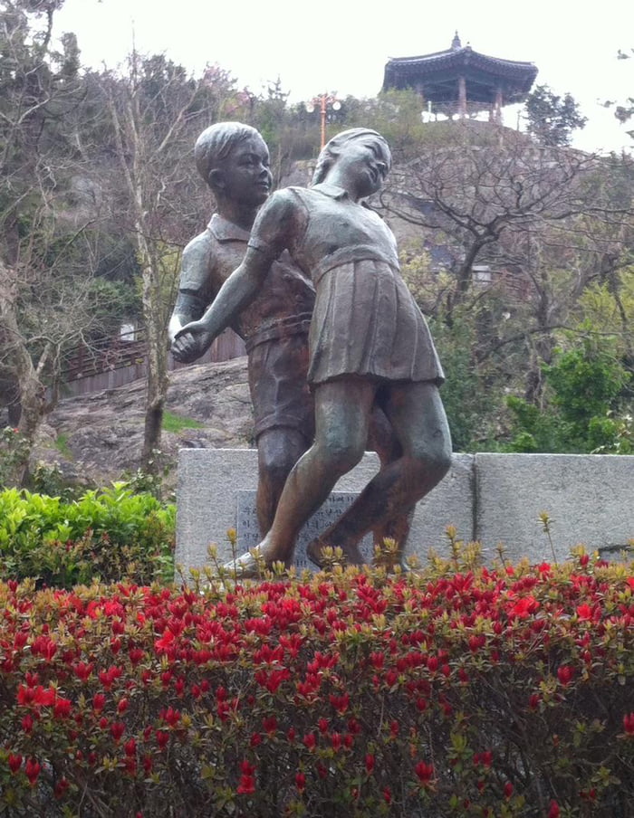 What does it represent? - 9GAG