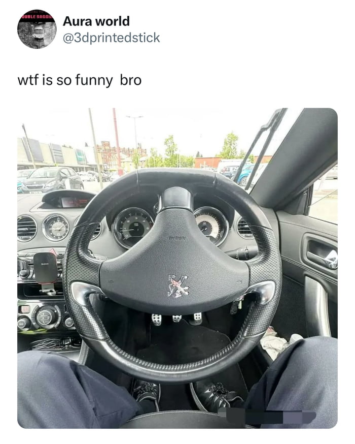 That steering wheel looks happy - 9GAG