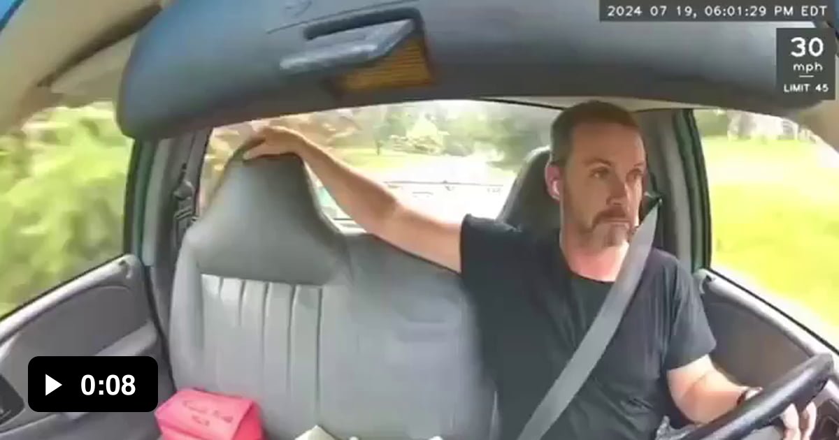 Quick reflexes save the day in a close call on the road - 9GAG