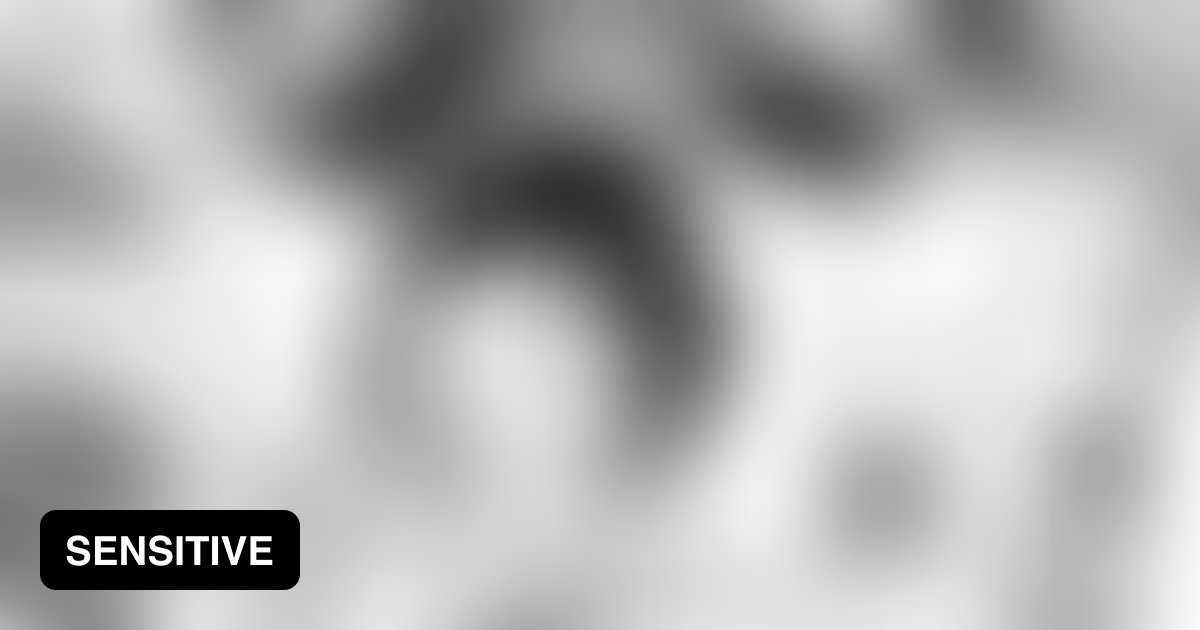 When she actually just a normal girl - 9GAG