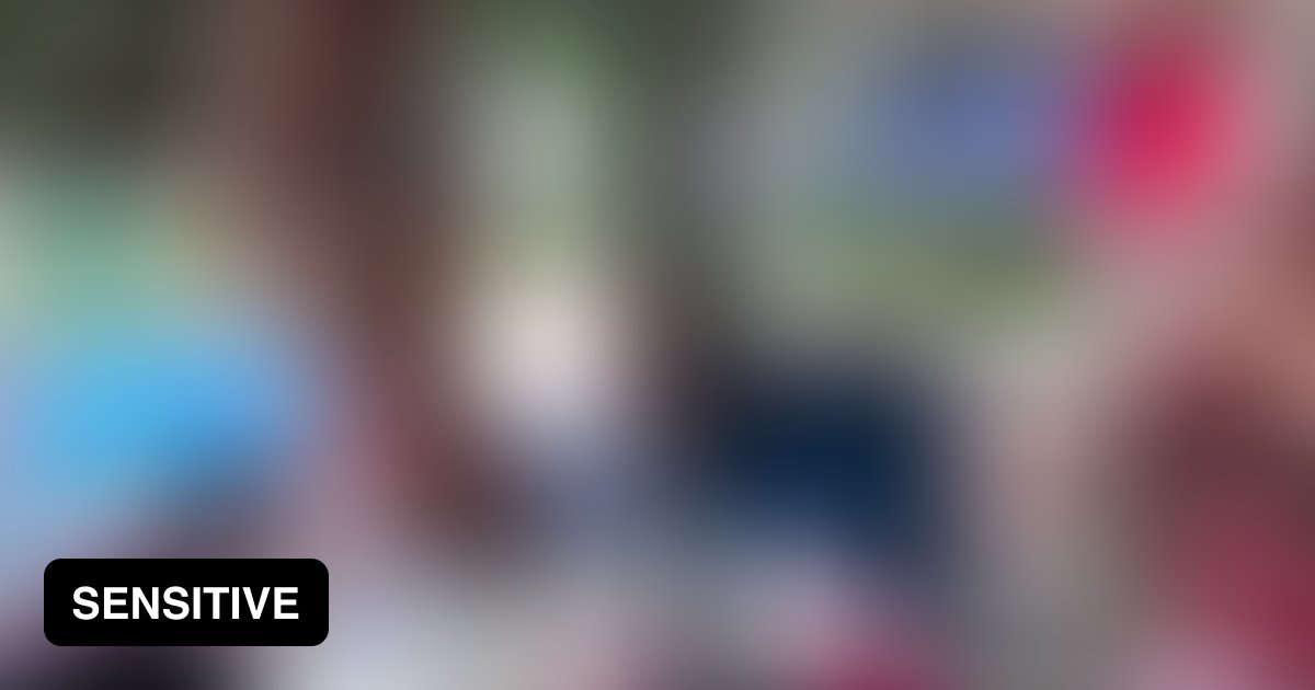 The interesting behavior right there... - 9GAG