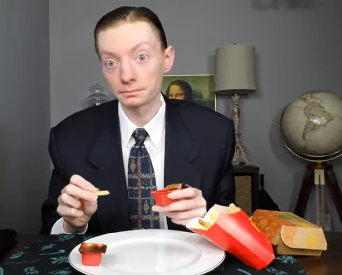 Reviewbrah's reaction to the Minecraft Movie Meal's "Nether Flame sauce ...