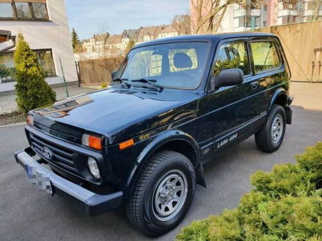 Your daily dose of LADA. - 9GAG