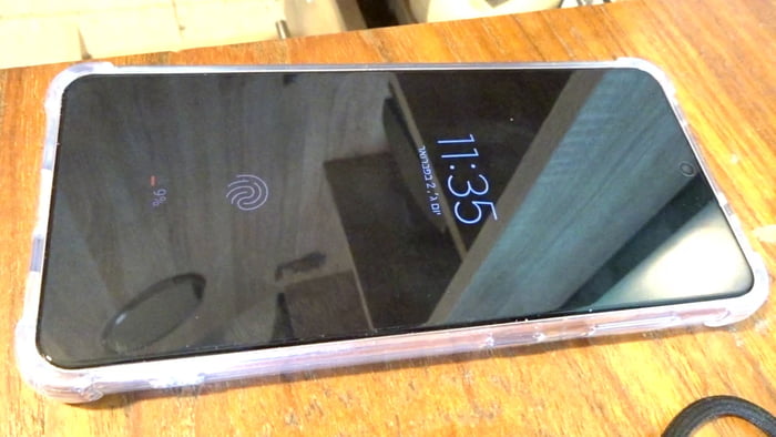 Samsung AOD OLED Pixel burn-in prevention (every 1min pixels are moving ...