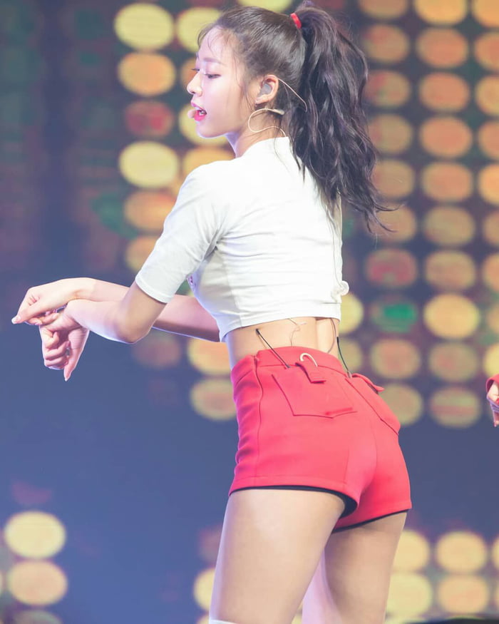 Seolhyun ass - 9GAG