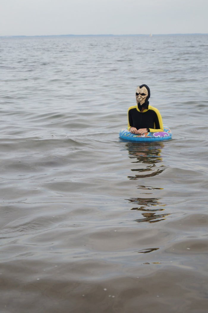 Pool Party Jhin - 9GAG