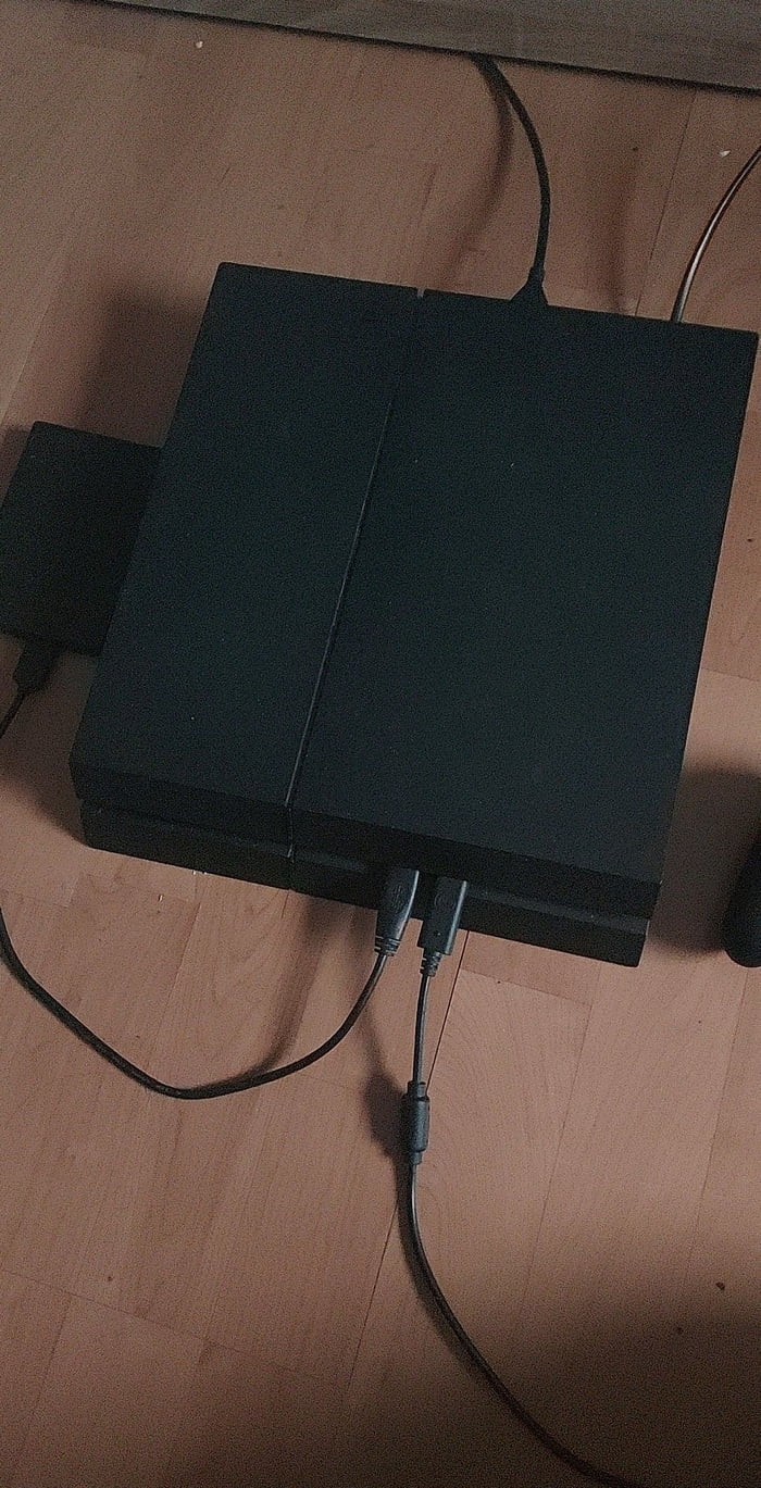 So today after 7 years my PS4 died. Saddly i cant afford a new one ...