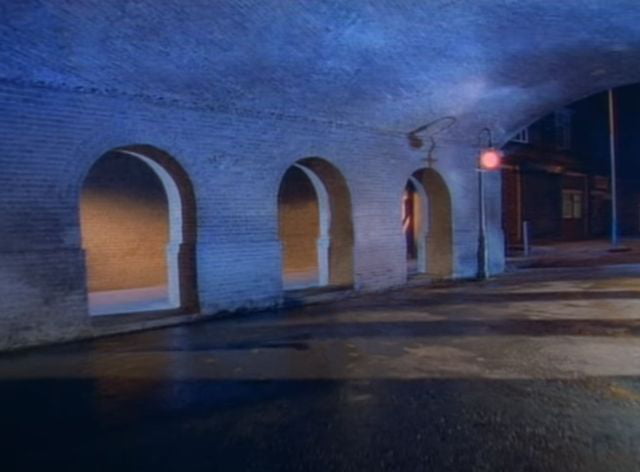 8th wonder of the world. 150 freston road. - 9GAG