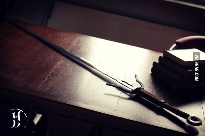 Ciri's sword from the Witcher - 9GAG