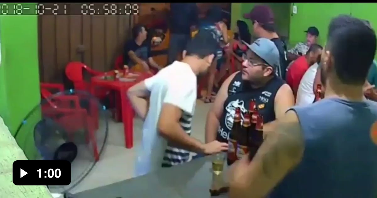 Scrolling 9gag - 9GAG