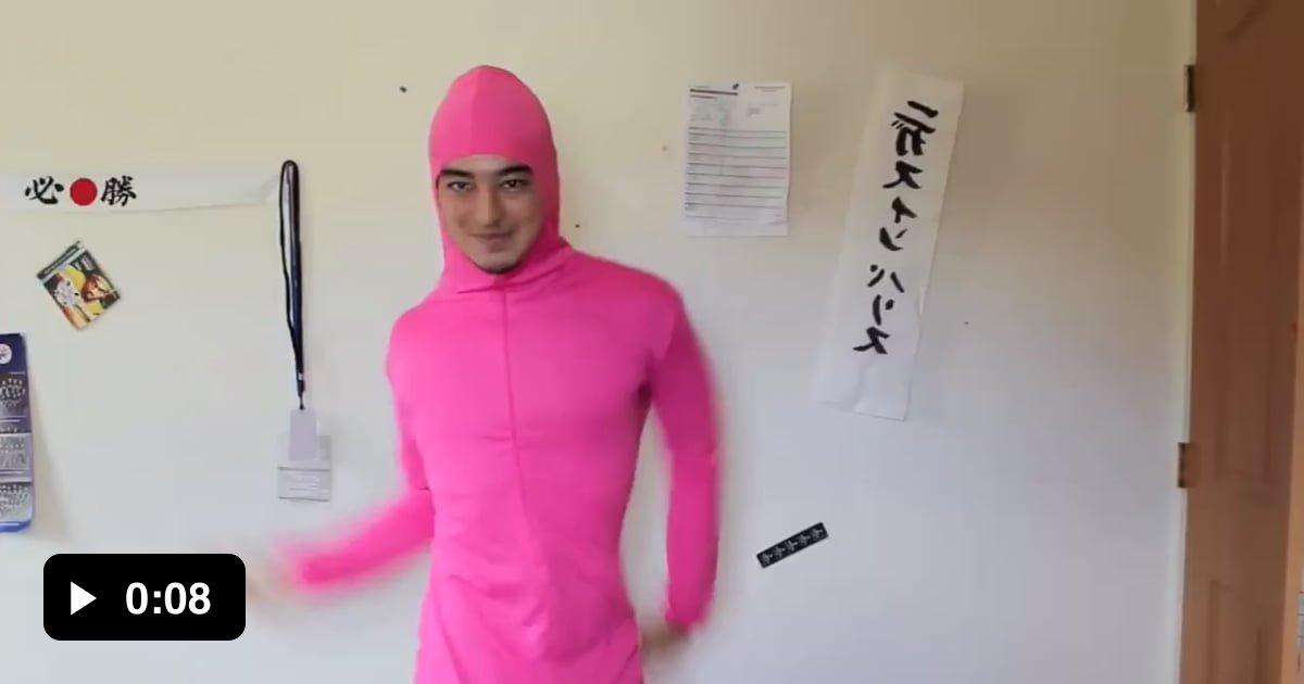 Pink guy at its finest - 9GAG