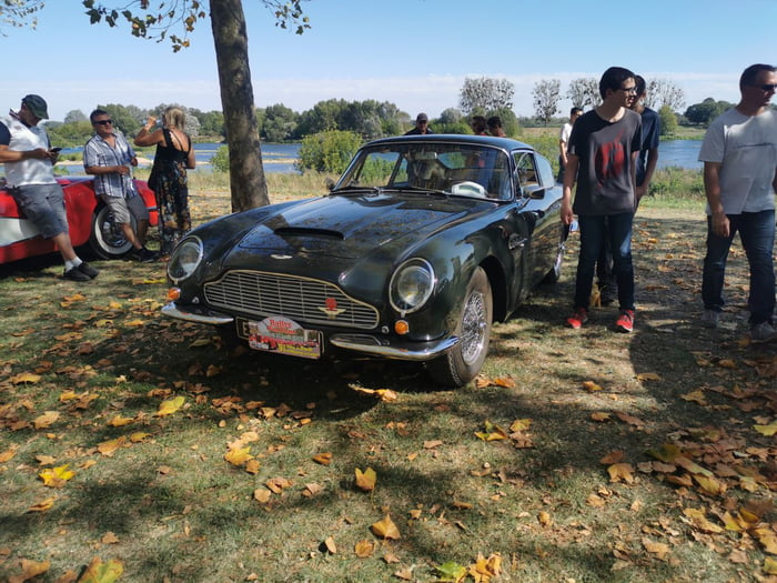 Old-timer event last weekend, more cars in the comments - 9GAG