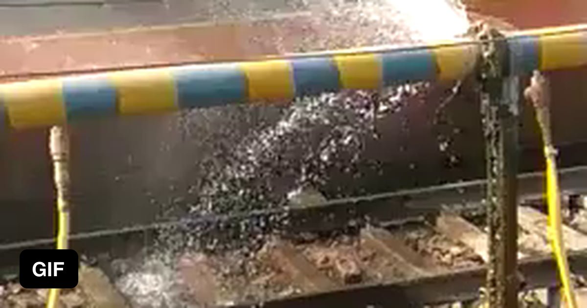 No one can escape the broken pipe - 9GAG