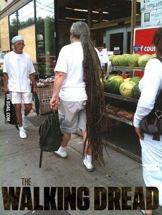 The walking dread - 9GAG