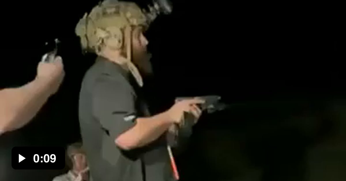 100-round fully automatic Glock - 9GAG