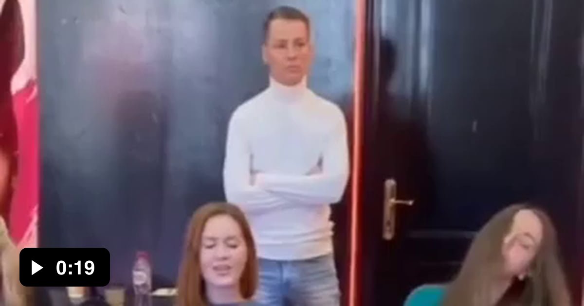 Who got the remote control? - 9GAG