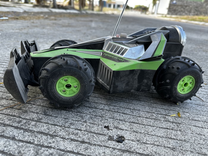 I bought the Jakks Pacific Terranator, I’m 34, never is too late to ...