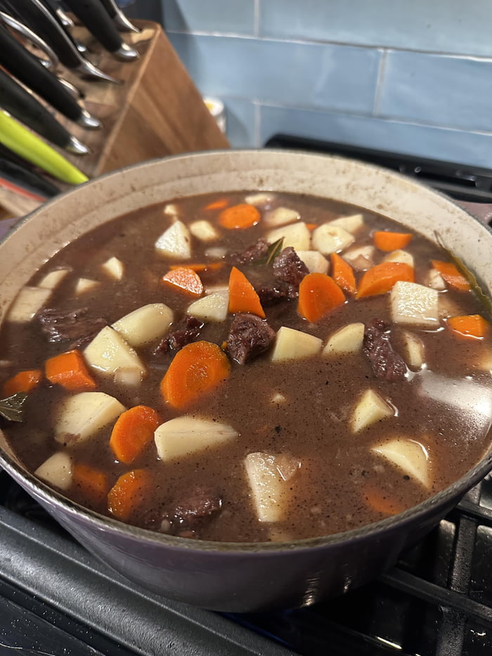 It’s beef stew season - 9GAG