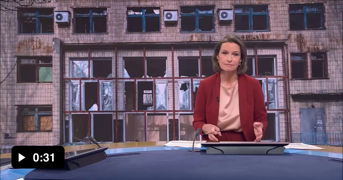 Wagner boss 'cut-off' from official channels and issued a "tactical pause" in Bakhmut. - 9GAG