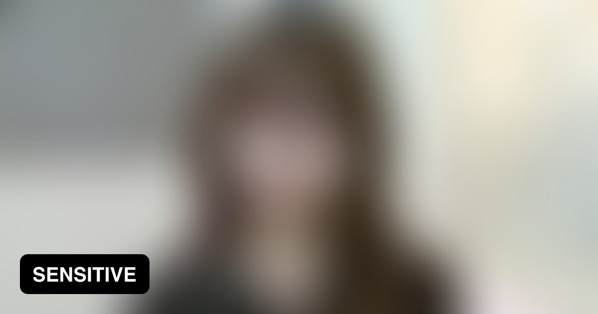 Please capt... - 9GAG