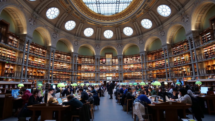 Oval room in the BNF library paris - 9GAG