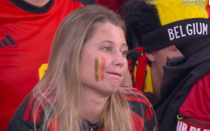 Sad Belgian Beauty. :( (Cause freaken lukaku can't score 1 from 5 ...