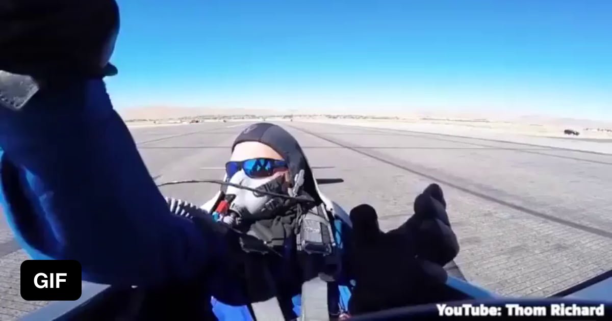 Pilot on the runway almost loses his head. - 9GAG