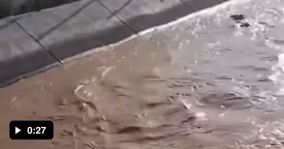 The ultimate claw game - 9GAG